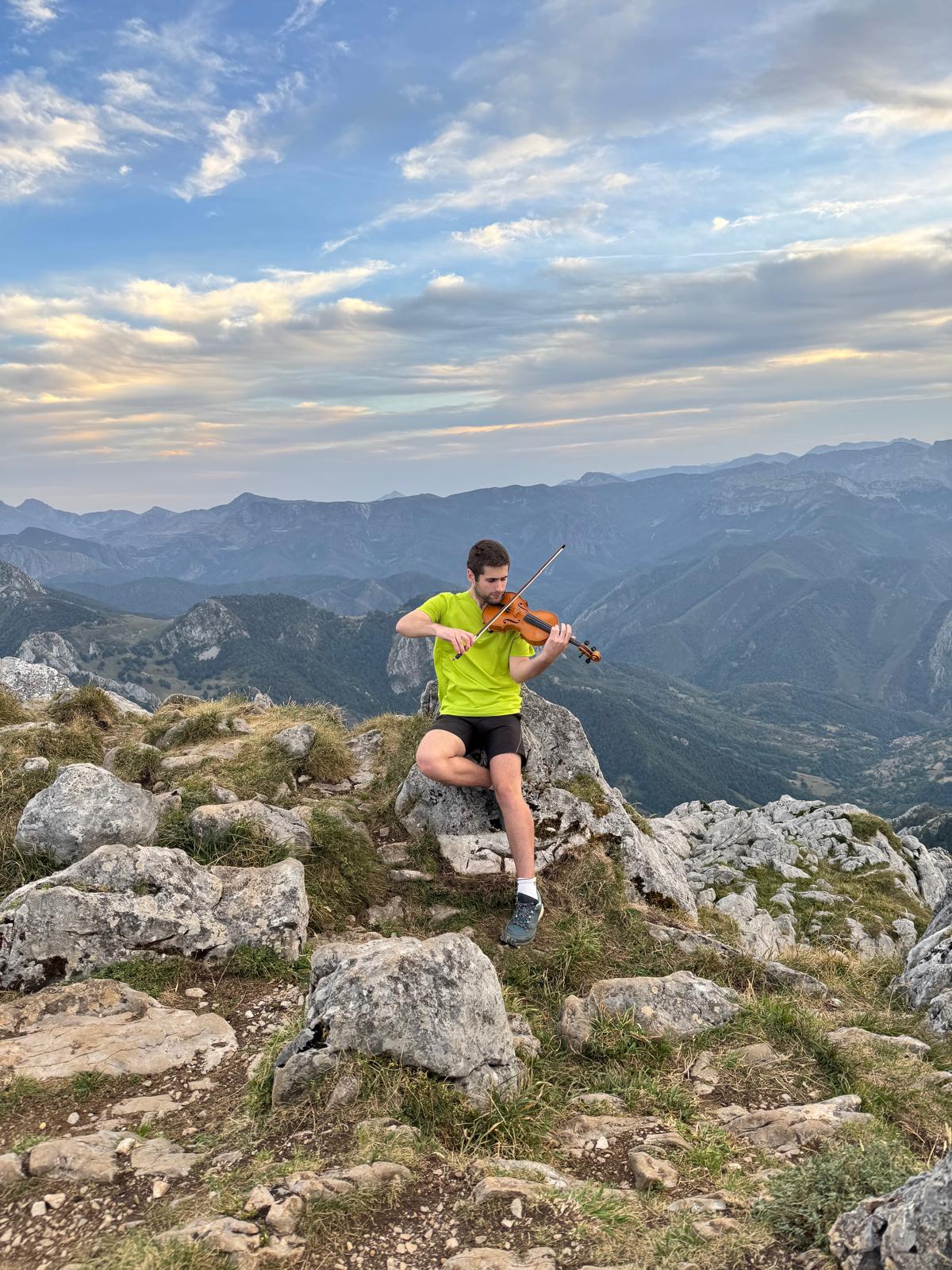Violinista En Solitario, Violinistas en Salamanca | Partfy.com