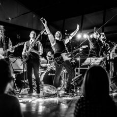 Seven En Concierto, Bandas tributo en Zaragoza | Partfy.com